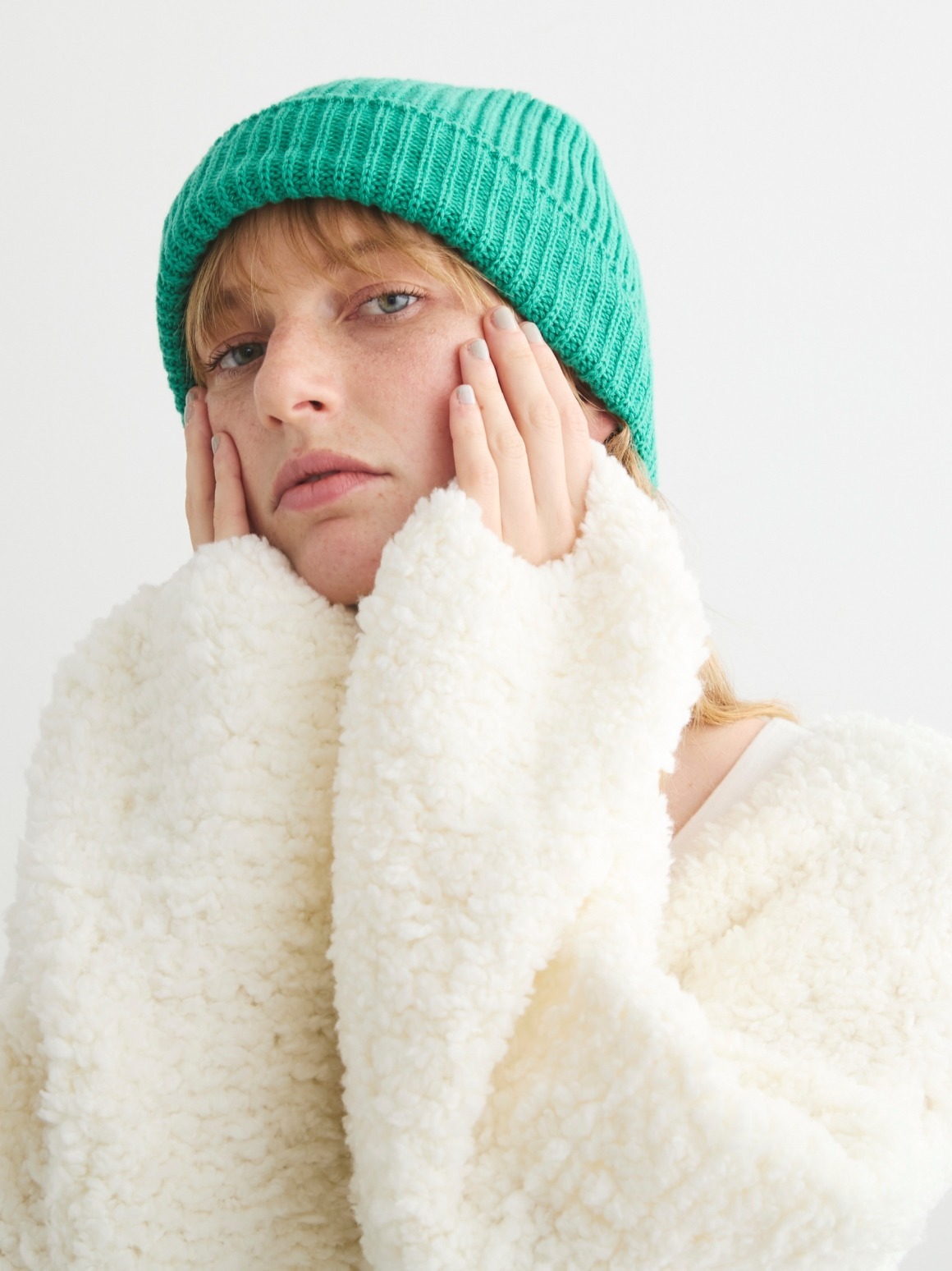 Holiday cashmere cap｜スリードッツ オフィシャルオンラインショップ